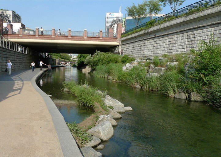 Cheonggyecheon Stream Restoration Project | Landscape Performance Series Cheonggyecheon Stream Restoration Project | Landscape Performance Series